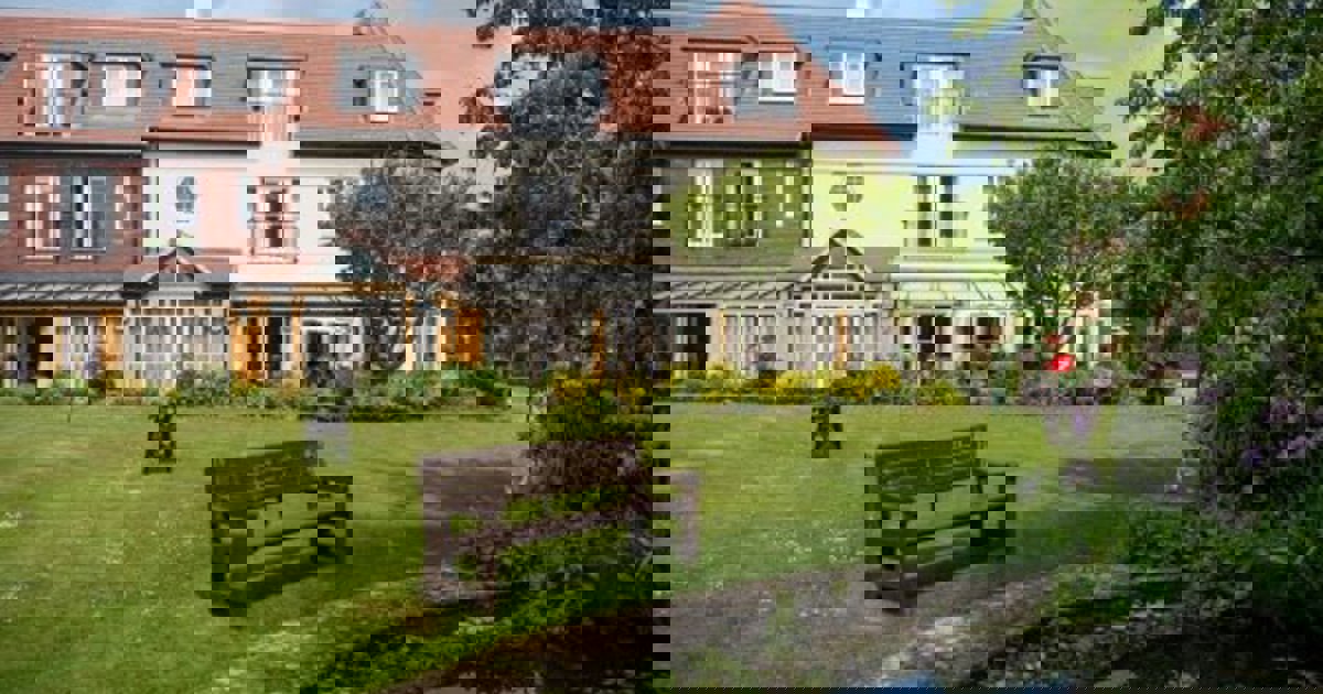 Retirement Village Surrey - Cranleigh | Elmbridge Village | Retirement ...