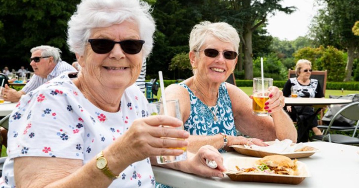 Celebrating the end of lockdown in style | Retirement Villages